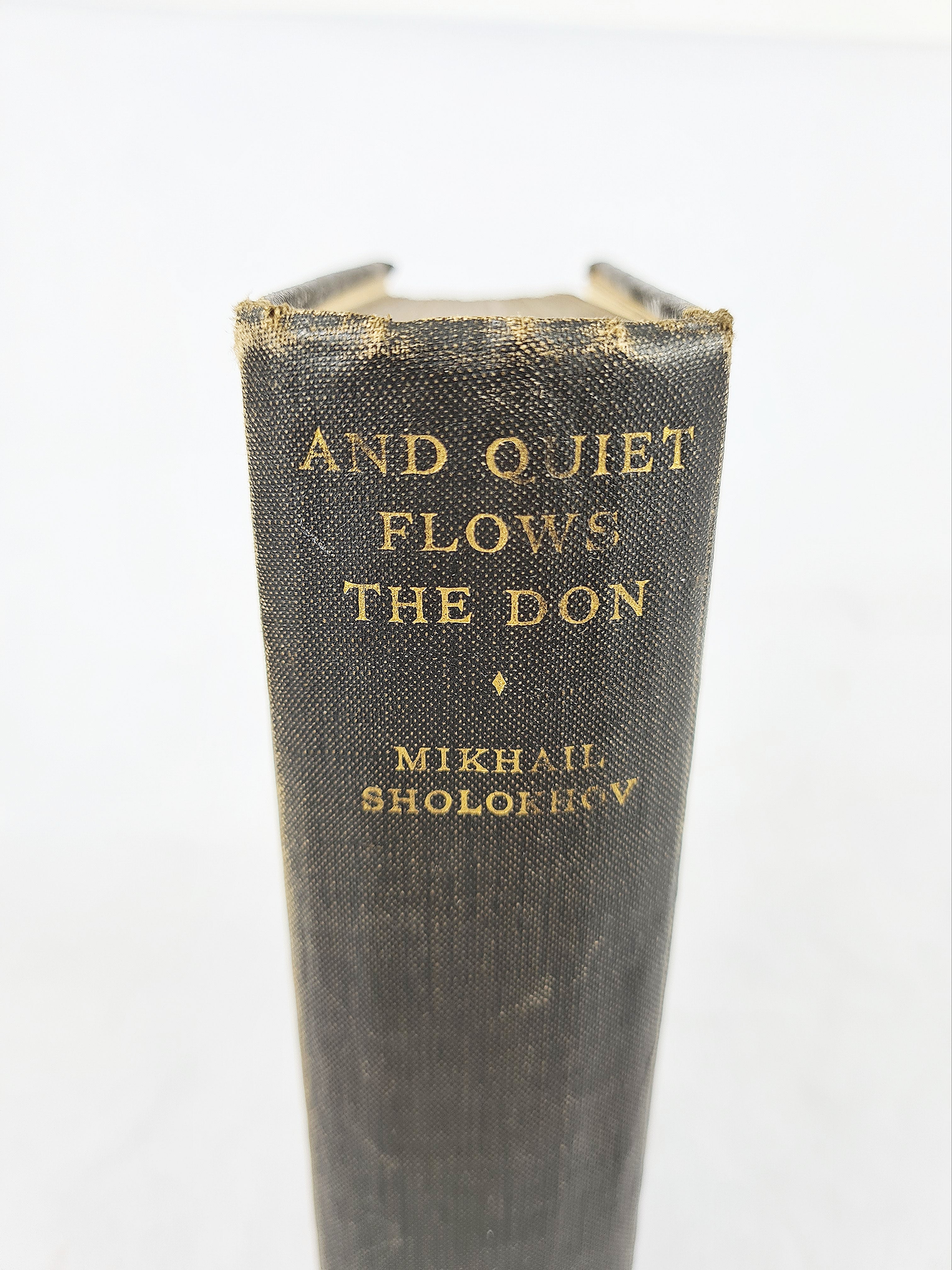 And Quiet Flows The Don, Mikhail Sholokhov – thevintagebookcompany
